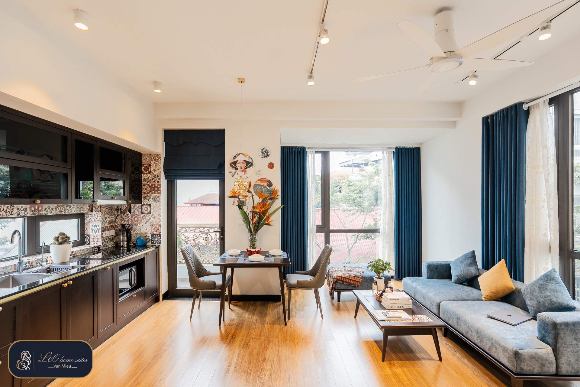 Leo Home Suites